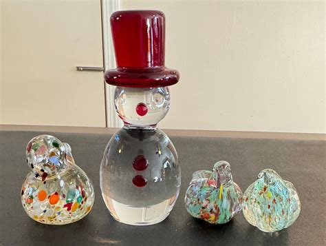 4 Glass Figurines Large Bird Missing Beak 2030807