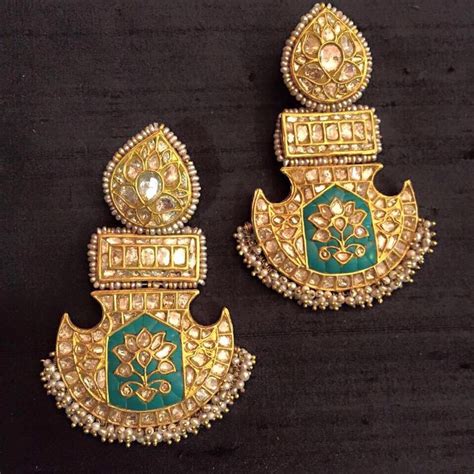 Pin By Devarsh Mehta On My Uploads Amrapali Jewellery Gold Jewelry
