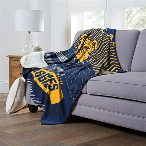 Officially Licensed Ncaa Cloud Throw Blanket With Sherpa Back 60 X 70