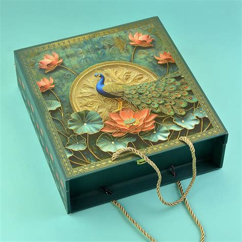 Regal Peacock Square Box T Boxes