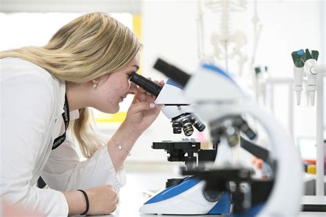 Applied Science Courses For School Leavers City Of Bristol College