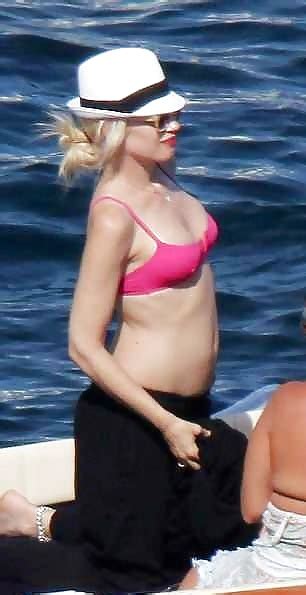 Gwen Stefani Bikini Booty Porn Pictures Xxx Photos Sex Images 722437