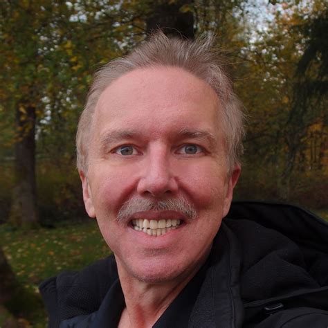 Daniel Moore Youtube