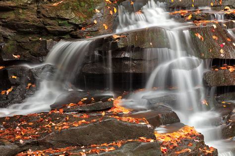 Splitting Autumn Falls Of Garden Creek By Boldfrontiers On Deviantart