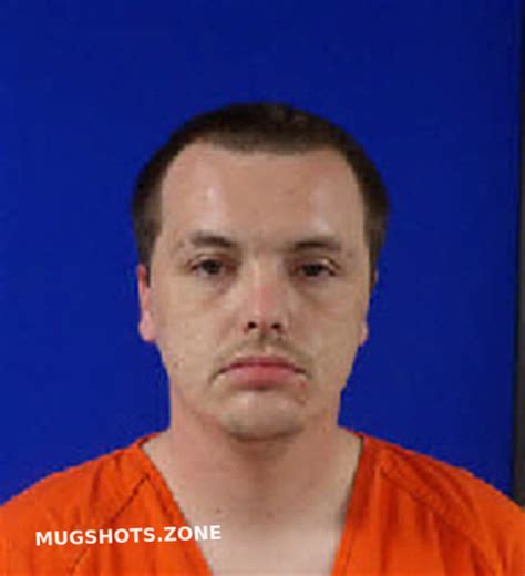 Macomber Brett Anthony 10 13 2025 Van Zandt County Mugshots Zone