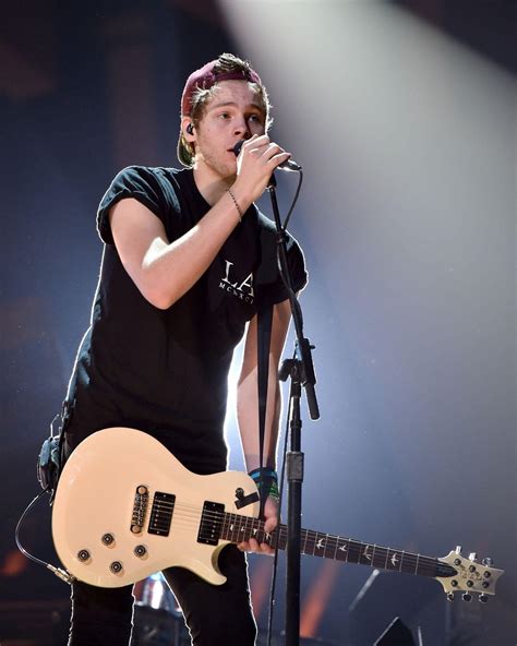 Luke Hemmings Wallpapers Top Free Luke Hemmings Backgrounds