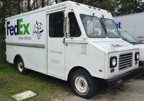 Fedex Ford Step Van Truck