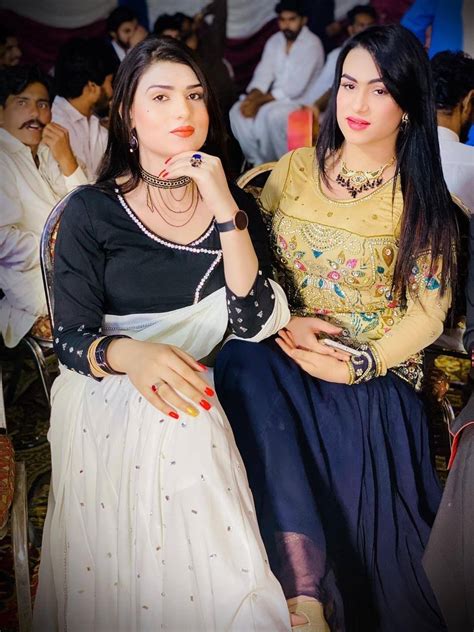 Urwa Khan Most Beautiful Dancer Urwa Khan And Rimalali