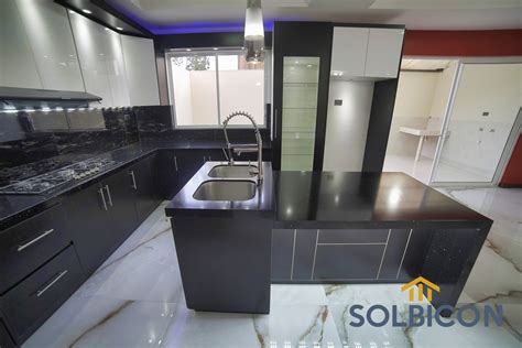 Casa De Venta En Monay Cuenca Solbicon