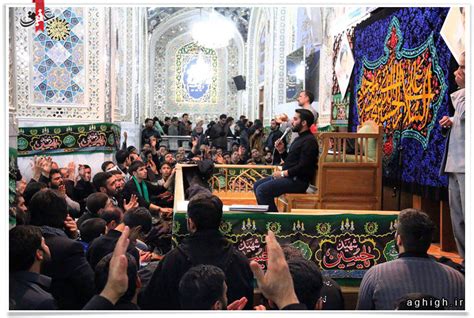 مداحی حاج محمد رضا طاهری در رواق دارالهدایه حرم رضوی