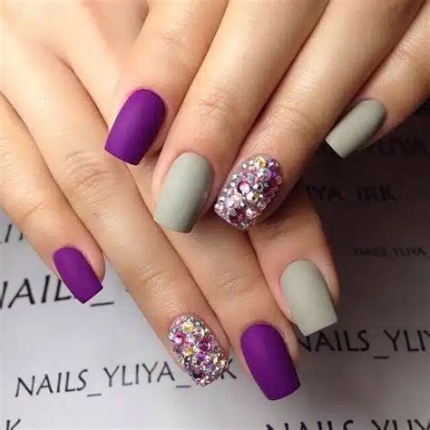 30 Amazing Ring Finger Nail Design 2024