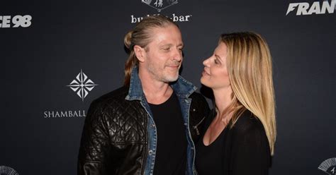 Emmanuel Petit Et Sa Femme Maria A Loccasion Des 20 Ans De La
