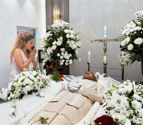 ඊළග වැඩේ මං උඹව ඩිරෙක්ට් කරනවා පුතේ ශලනි තාරකා ජැක්සන් ගැන තැබූ සංවේදී සටහන Shalani