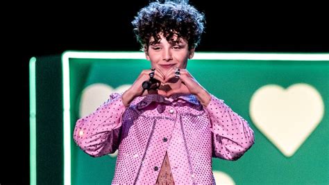 Nu Taler Han Endelig Efter Eurovision Reiley Takker For Oplevelsen Billed Bladet