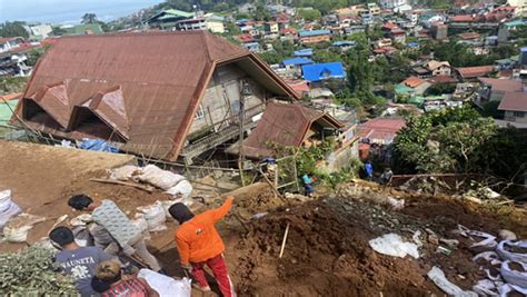 Bahay Sa Baguio City Natabunan Dahil Sa Lakas Ng Ulan Radio