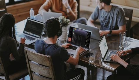 Spotify Is Teaming Up With Employers To Offer Free Premium So Start