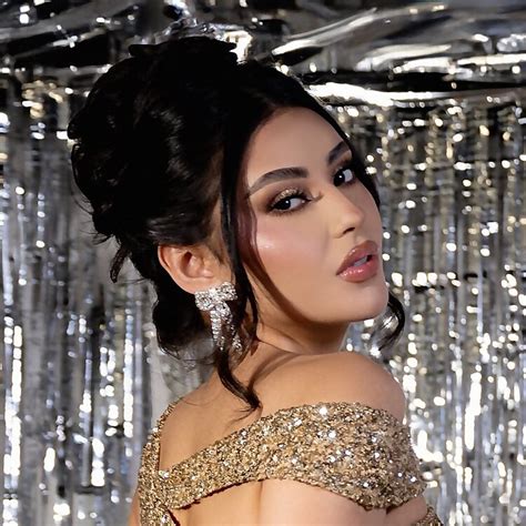 Top 35 Mexican Beauty Influencers In 2025