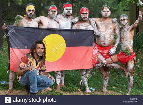 Australian Aboriginal People Stockfotos And Australian Aboriginal People
