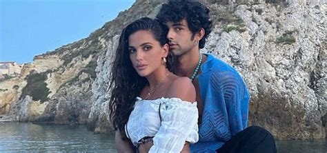 Elena Damario E Massimiliano Caiazzo Si Sono Lasciati La Crisi Si è