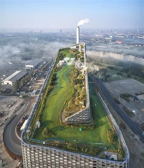 Big Built Copenhill Power Plant Topped With Rooftop Ski Slope In Copenhagen Ndzavi Derrick Cba