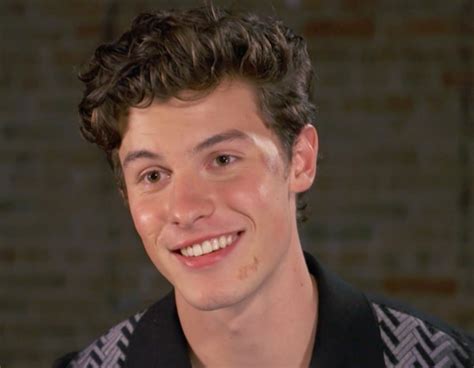 Shawn Mendes Explains Why His Face Is Bruised E News Canada