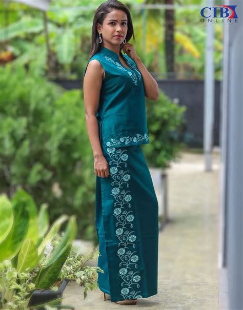 Embroidery Linen Lungi Kit Womens Lungi In Sri Lanka