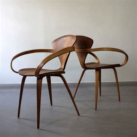 Cherner Chair By Norman Cherner 1958 Atelier Tally