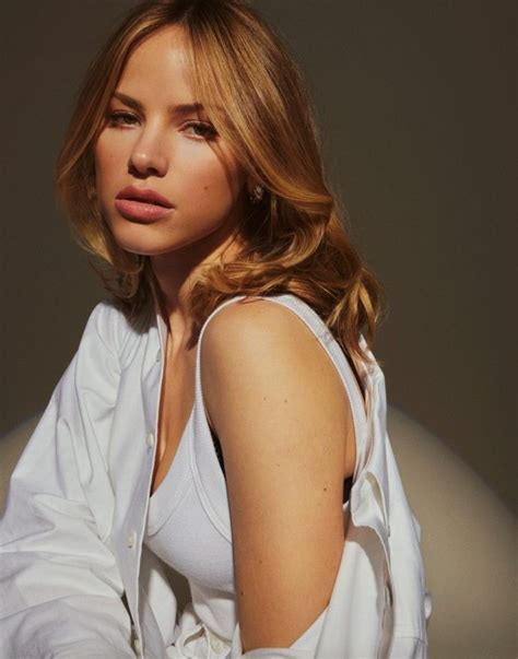 Halston Sage Sexy In Sbjct Journal Before Prodigal Son Final 15 Photos
