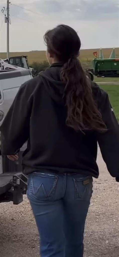 Laura Face Porn Rlaurafarmsnsfw