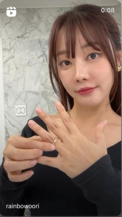 결혼하고 나타난 고우리🙋🏻‍♀️ ㅎㅎ 오랜만이에요 우린이들 잘 지냈나요 🥰 보고싶었어요 ️ Youtube