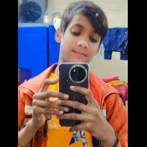 ₦ł₮ł₦ J₳₮₳v 🅢🅗🅐🅡🅘 🅕 ⓿ Shari F4051 • Threads Say More