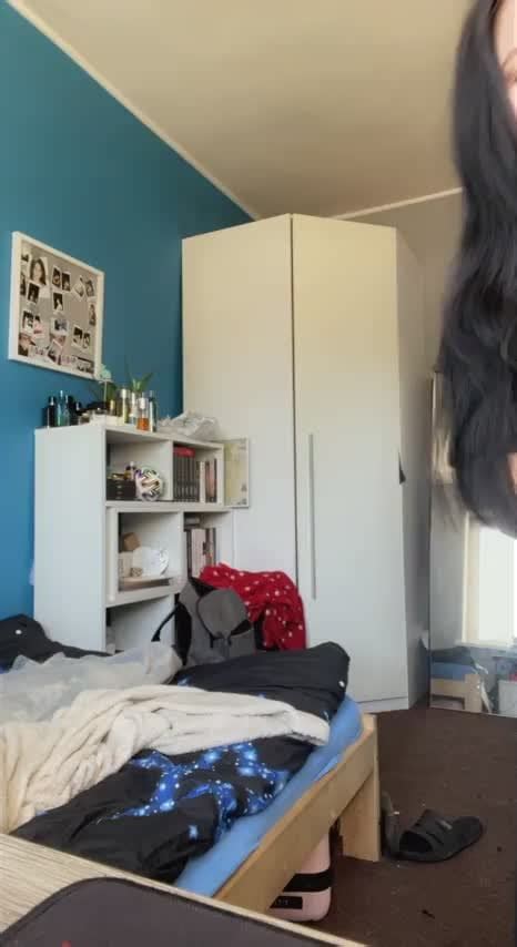 Oh Youre Here Let Me Show You My Boobs Rstacked
