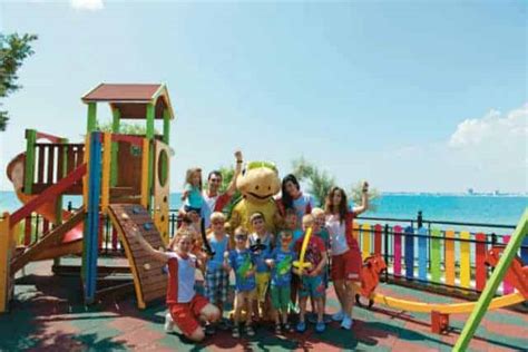 Riuland El Paraíso De Los Niños En Riu Emerald Bay Mazatlán