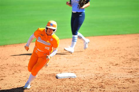 Ex Ou Softball Player Mackenzie Donihoo Medically Retires As Lady Vol