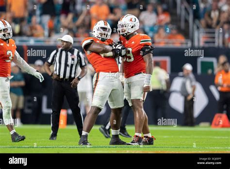 Miami Gardens Fl September 06 Miami Hurricanes Defensive Lineman