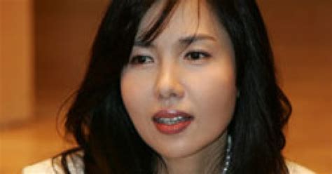 백지연 손석희 선배는 능력있는 방송인 칭찬으로 경쟁 선포