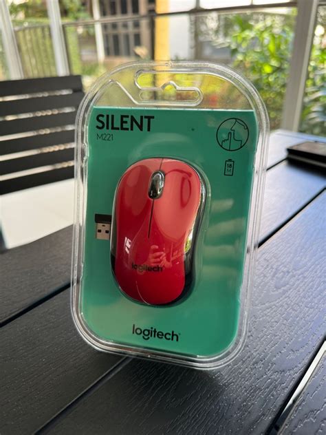 Logitech M221 Wireless Mouse Computers And Tech Parts And Accessories Mouse And Mousepads On Carousell