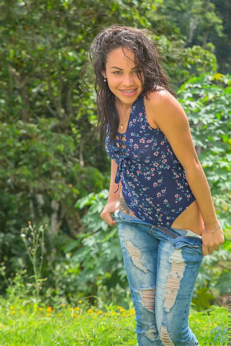 Kim Veliz In Outdoor Orgasm Nubiles Picture 00