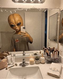Selfie Mirror S Find And Share On Giphy