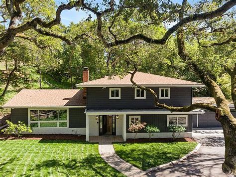2085 Edgewood Rd Redwood City Ca 94062 Zillow