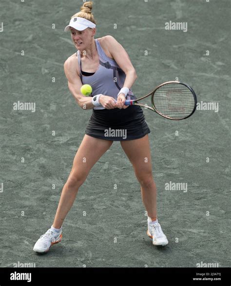 April 6 2022 Allison Riske Usa Loses To Aryna Sabalenka Blr 7 5 6 3 At The Creditone