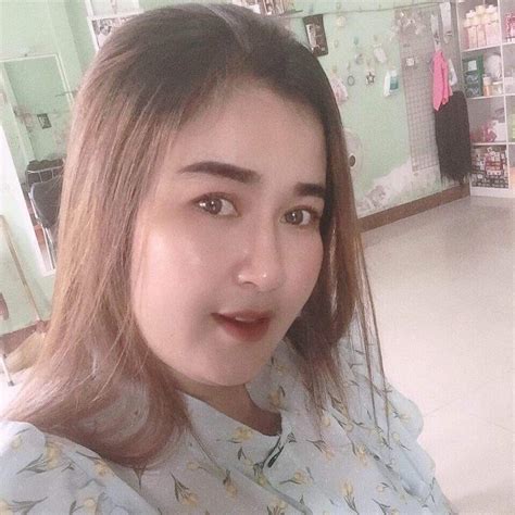 ស្រីរត័្ម លក់ឡេគ្បេឺងក្រអូបគ្រប់មុខ