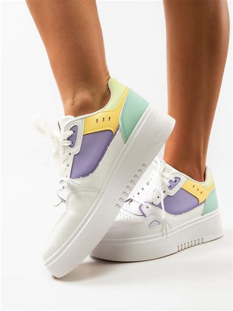 Спортни Faarax Цветен Новата колекция е тук