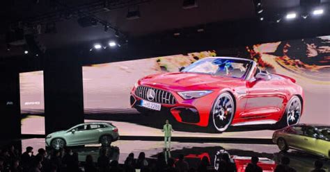 벤츠 몽클레르 패딩 입은 쇼카 亞 최초 공개