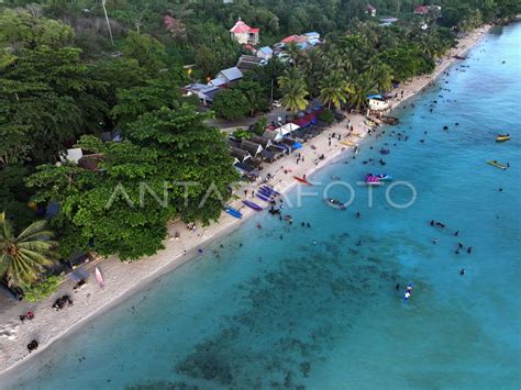 Wisata Pantai Nirwana Baubau Antara Foto