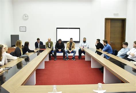 Psir “show And Tell” Workshop Presents The World Of Political Science