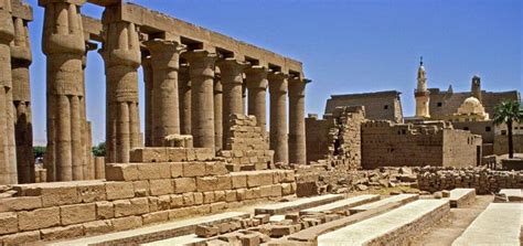 Luxor Temple In Egypt A Look Back At The Pasts Beauty