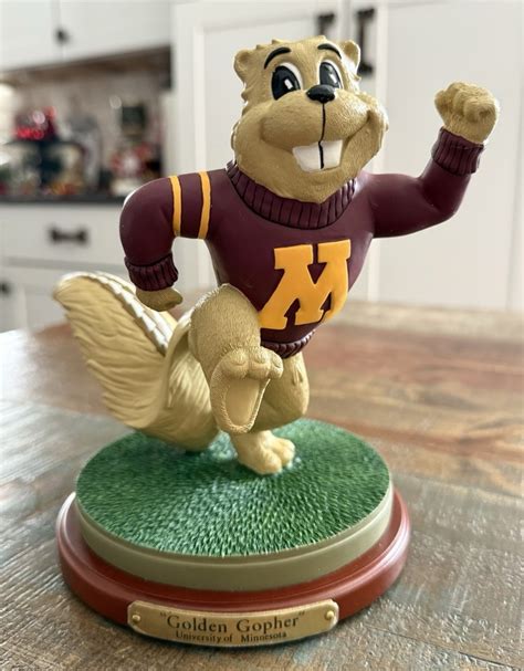 Goldy Gopher Minnesota Gophers Big10 Mascot Figurine Le Memory Company
