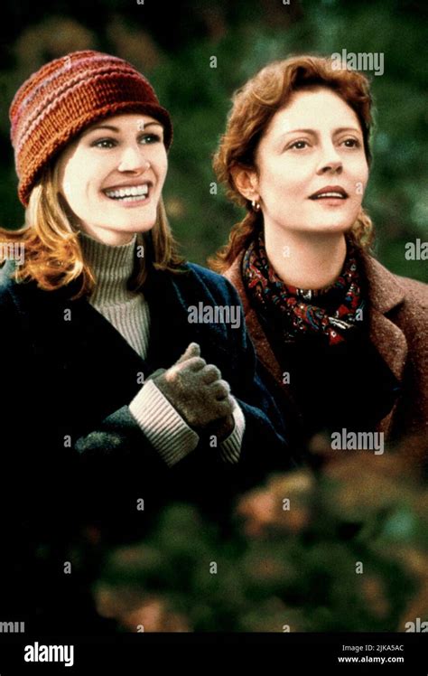 Julia Roberts And Susan Sarandon Film Stepmom 1998 Characters Isabel Kelly And Jackie Harrison
