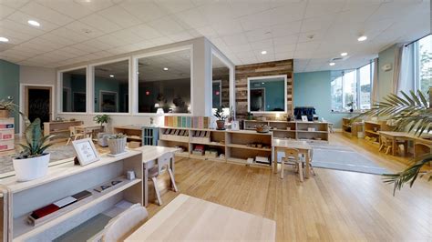 Montessori Middle School Classroom Design